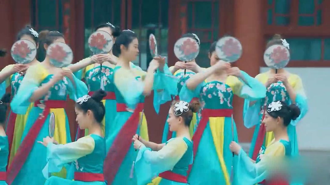 中国舞《山外小楼夜听雨》这么仙的舞蹈,简单又易学!