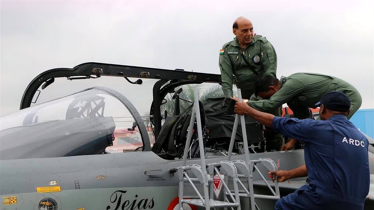 印度"全球大采购",看了订单令人想笑!是否能成军火商的宠儿?