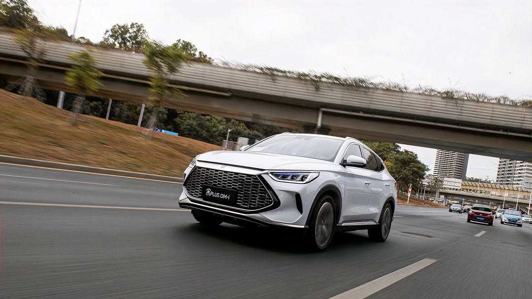 康康侃车|详解比亚迪DM-i超级混动系统,比日系混动油耗还要低?