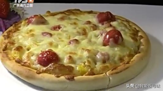 教你在家制作水果披萨,这个做法简单又好吃,一分钟包你学会