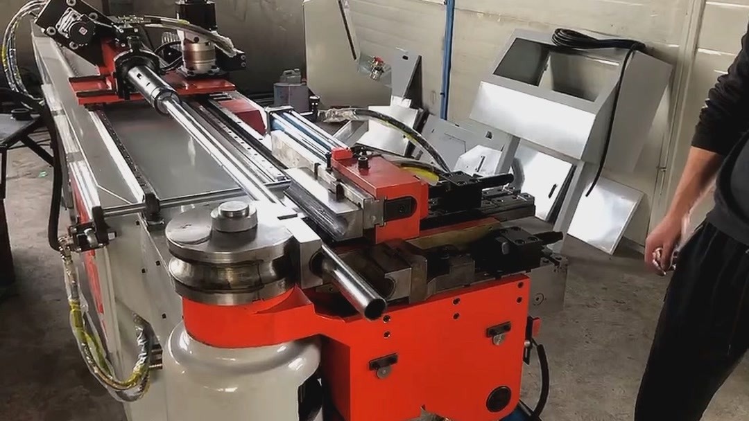 全自动弯管机弯管过程展示