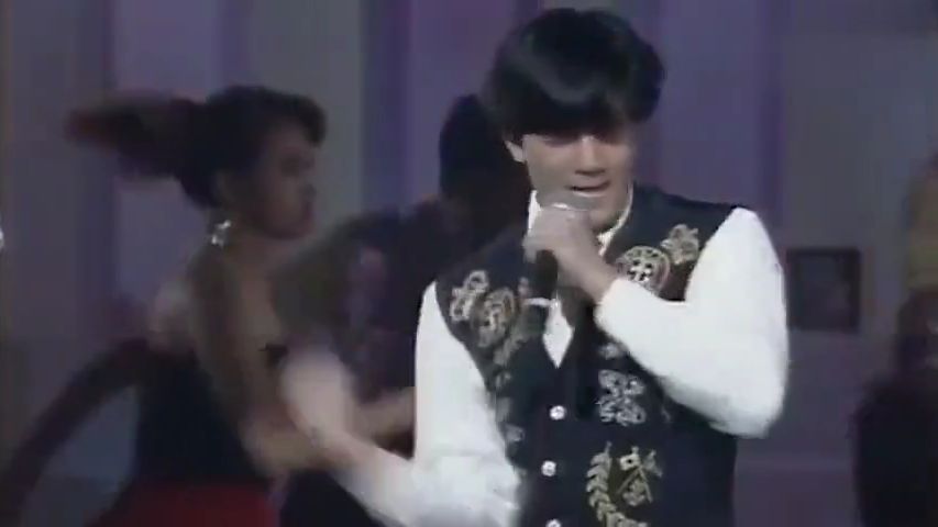 郭富城经典歌曲《对你爱不完》,快歌劲舞,年轻的天王真帅气!