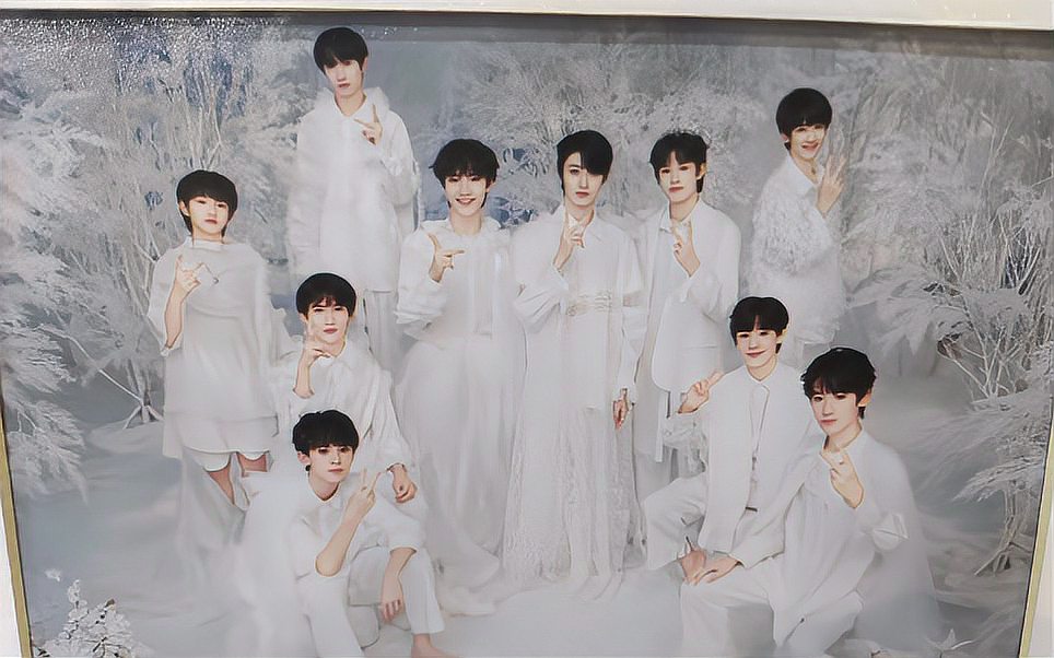 TF家族三代2022年台历家族款开箱-第一次抽到想要的卡