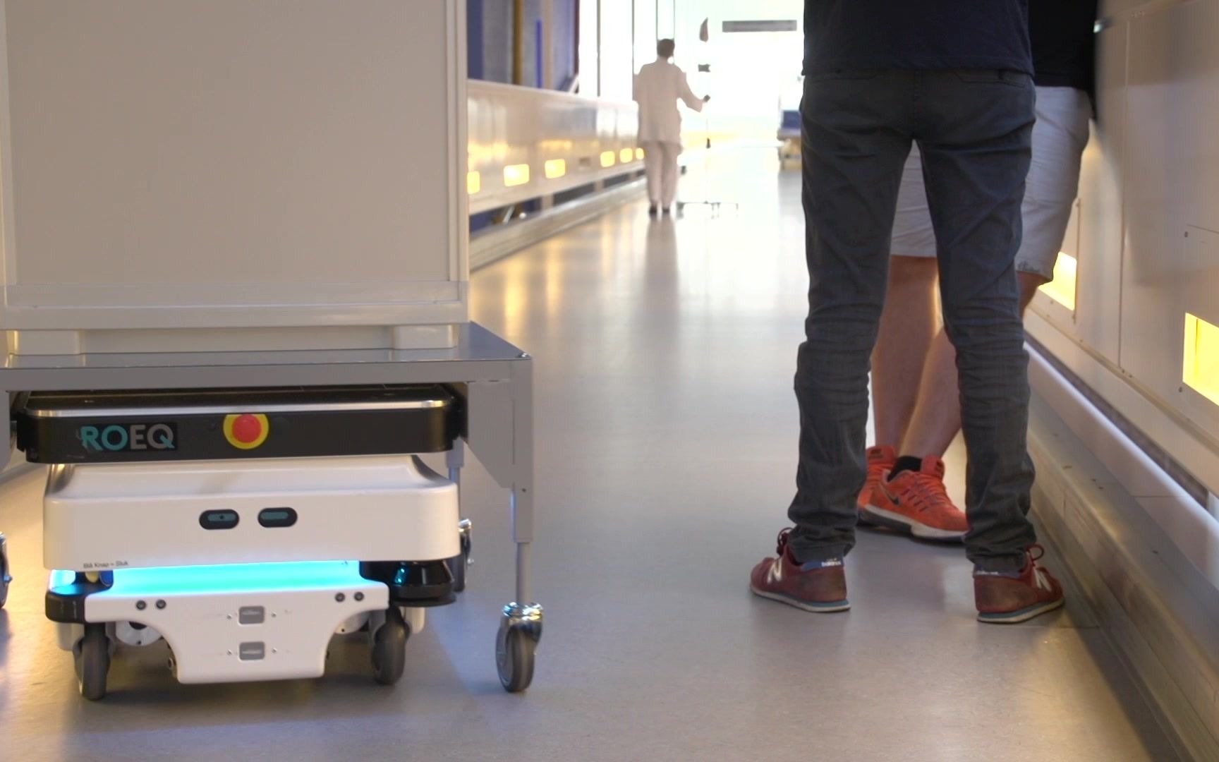 MiR100移动机器人医疗行业应用:助力西兰大学医院运送无菌产品_...