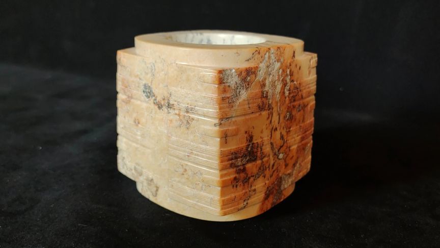 珍宝档案33:玉琮