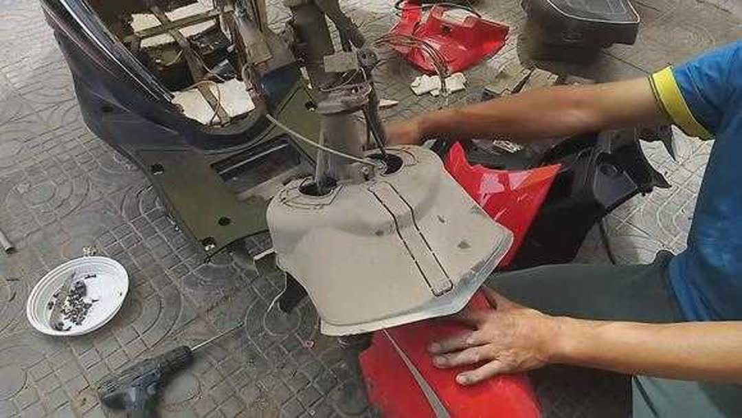 这轮电动车花800多元更换电池和塑件壳,哪些技巧需要掌握?