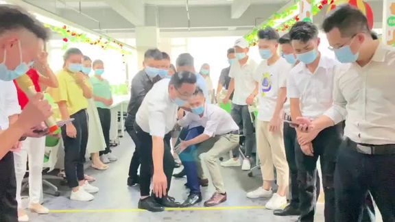 太难了,小手短和小手长还是有区别的#早会游戏