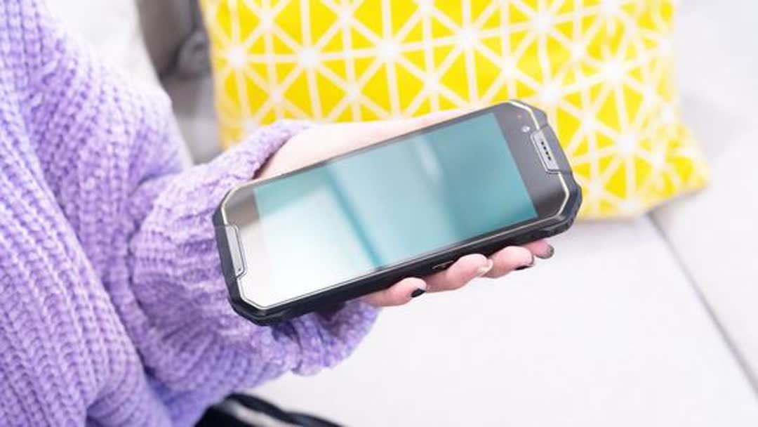 6千毫安时电池,强悍三防手机MANN8S