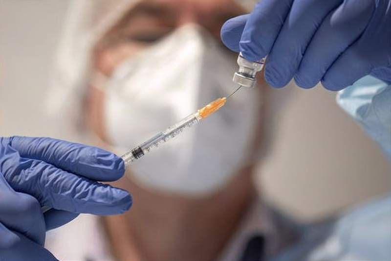 奥密克戎和德尔塔病毒感染者症状有何不同?专家回应