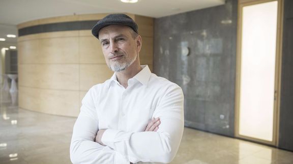 LSTM之父TEDx:真正的人工智能可以改变一切