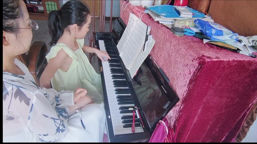 #绿袖子 #钢琴课堂实录 #点点琴艺行 《绿袖子》上课实录。