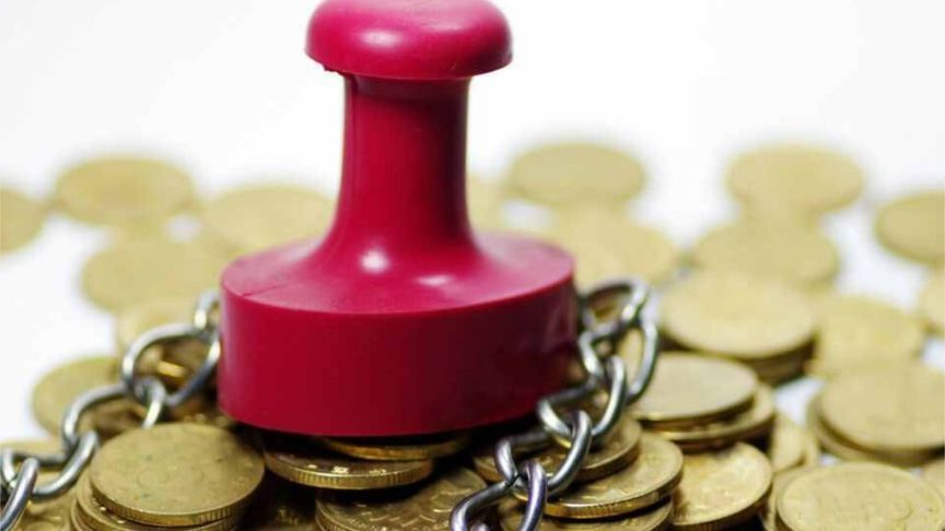 退休也跑不了!三名中管干部官宣落马,有人已退休近9年