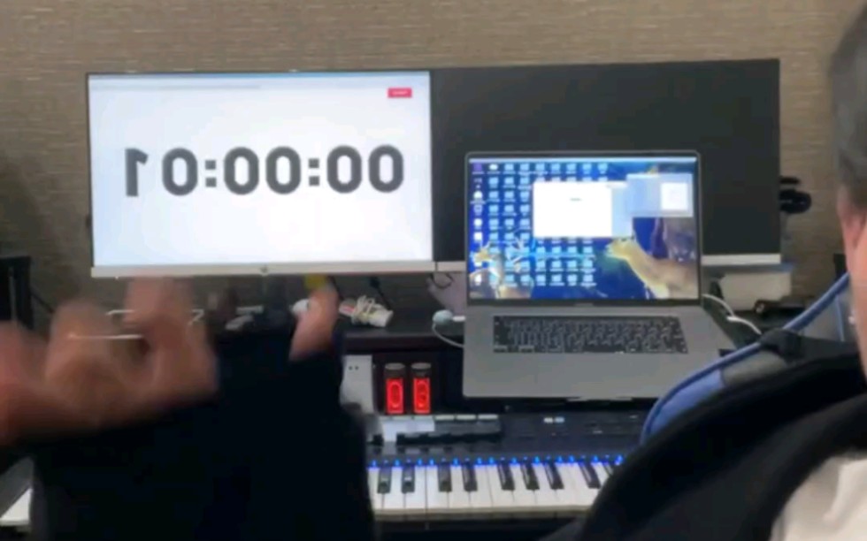 【Tani Yuuki】1st album「Memories」倒计时1min~超可爱的谷君ww