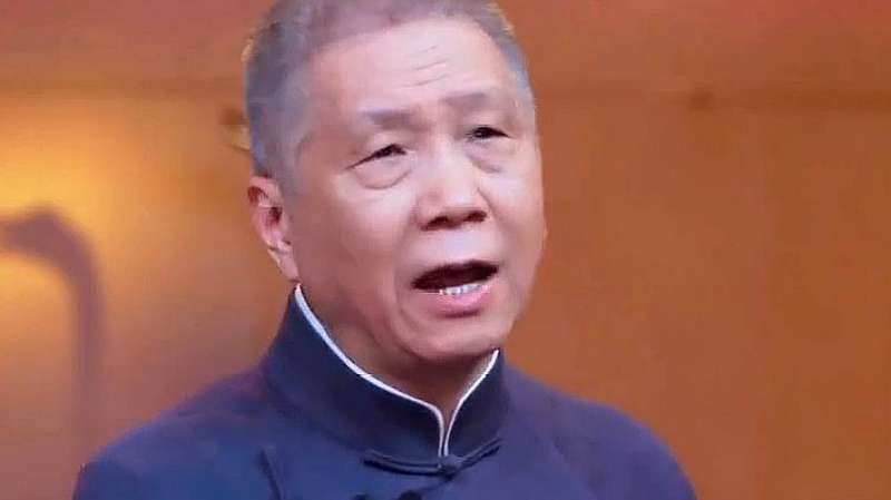 马未都:国家博物馆拨款2万,调走红山“碧玉龙”,真的好便宜!
