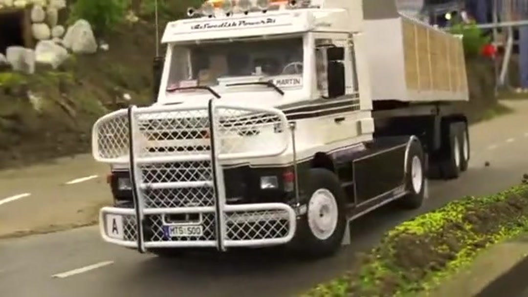 大型遥控模型, 坦克, 消防车, 军用卡车!