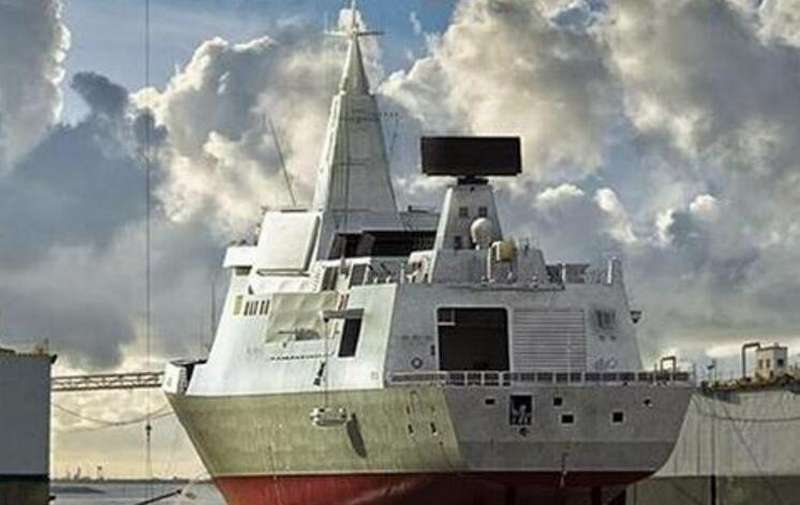 为什么中国要一口气狂造10艘055万吨大驱?俄罗斯专家说出了真相