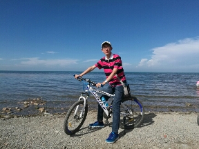 游走杭海的傲天 