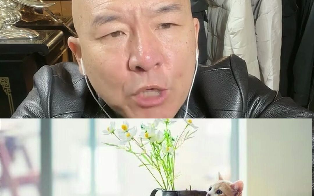 美国前民主党议员激情演讲炮轰希拉里和拜登,以及这个民主党派~迎来...