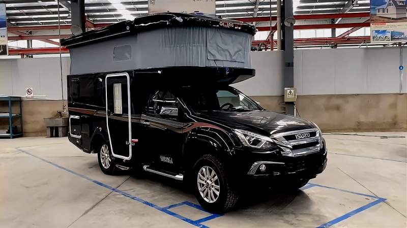 齐星单排皮卡越野房车,现有多款布局,后纵置床上下铺5座解读