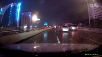 迈卡盾行车记录仪雨天夜间效果
