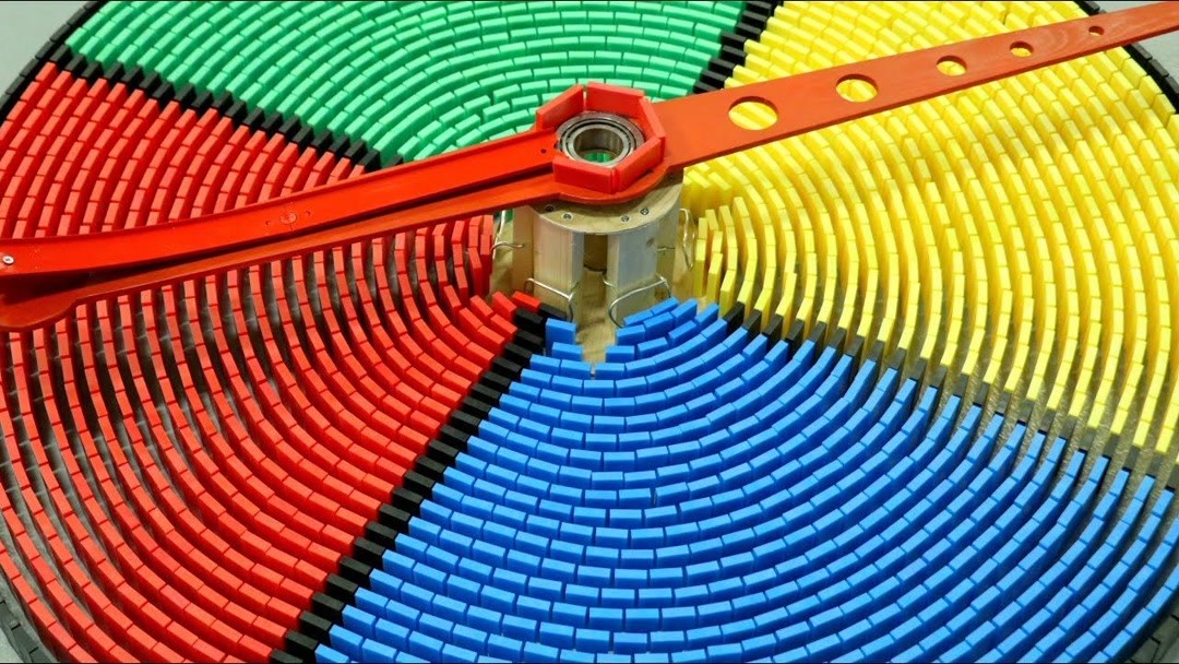 弹珠轨道:2500000多米诺骨牌不可思议的科学机器游戏-多米诺之家