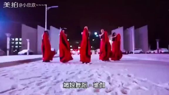 在媚娘舞蹈学的肚皮舞!