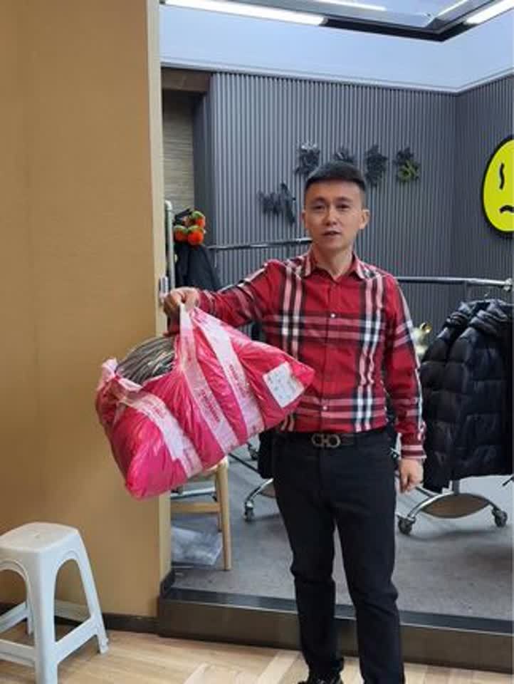 爆款,黑金鹅绒羽绒服,天花板品质