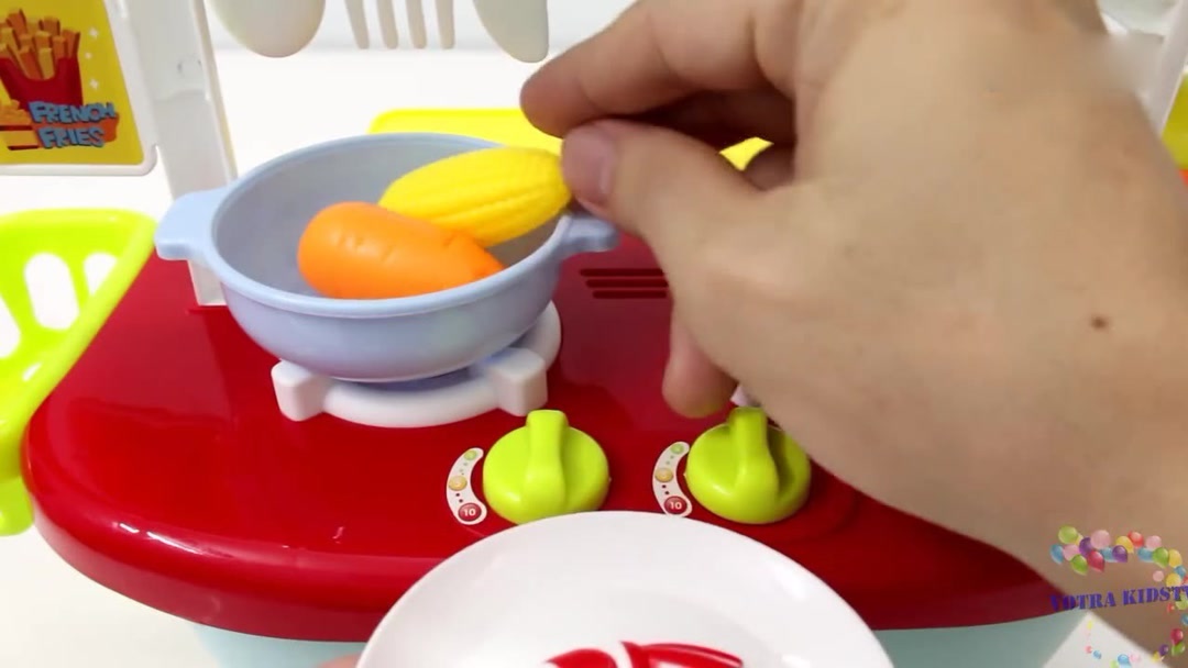 学习食物名称和厨房用具 益智儿童玩具