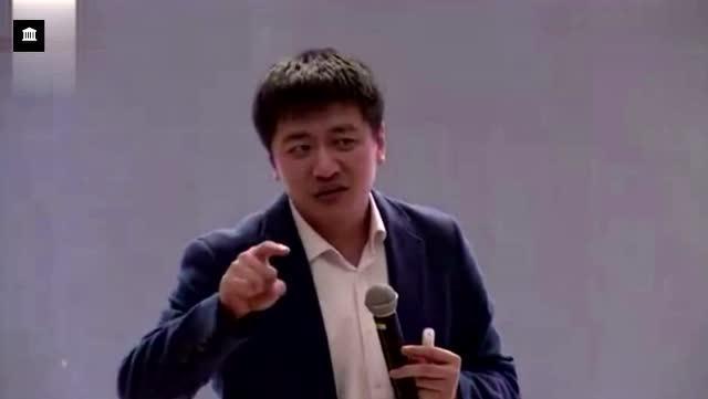 考研张雪峰:大学生谈恋爱,应该注意啥?哈哈,说的有内涵