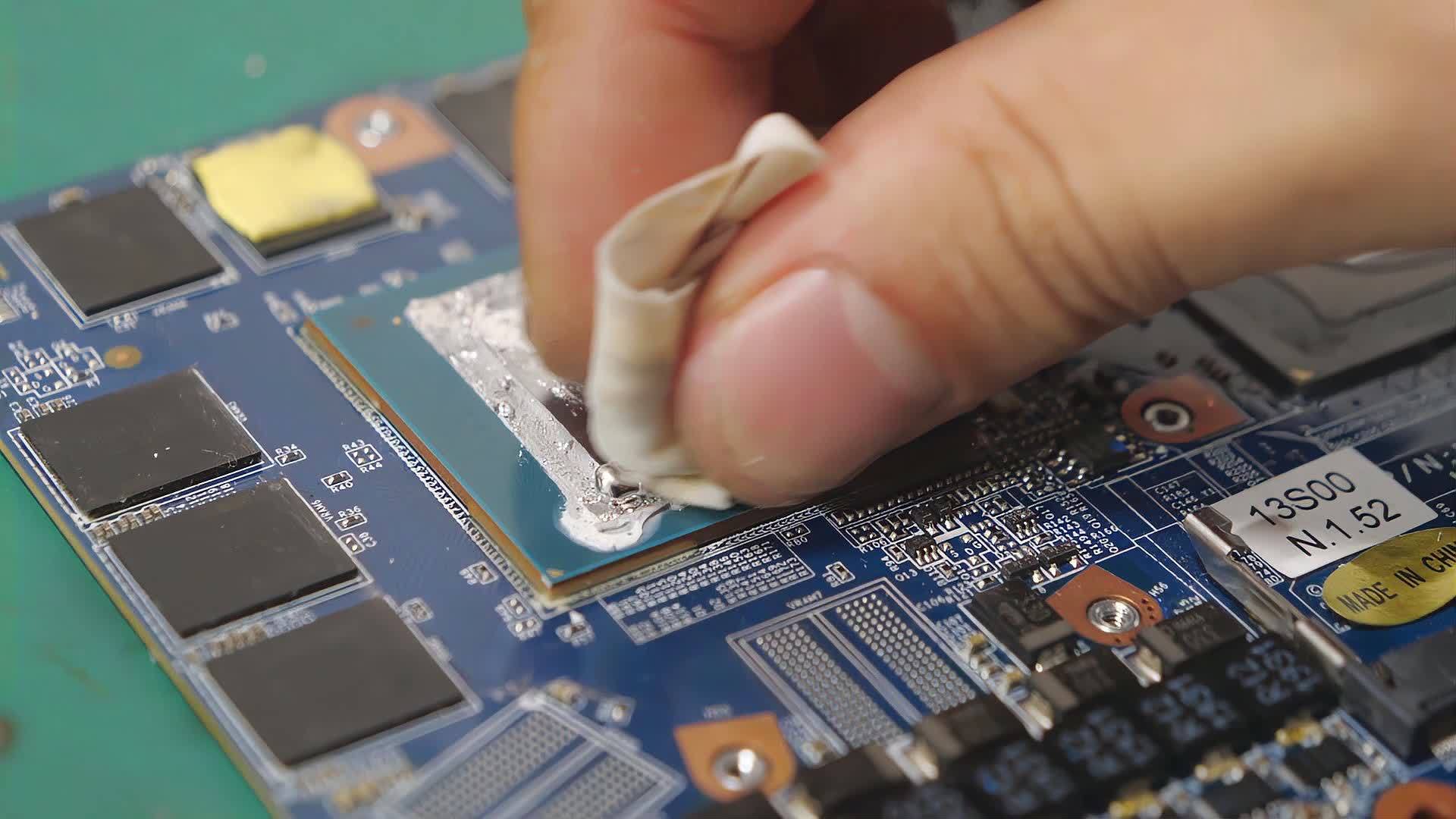 炎炎夏日该给CPU上液金,然后开一下核来提升使用体验了