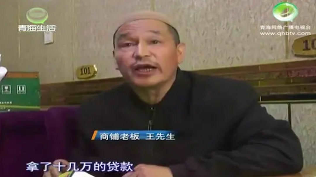 男子开了家餐厅,楼上下水管道漏水严重,物业百般推脱迟迟不处理