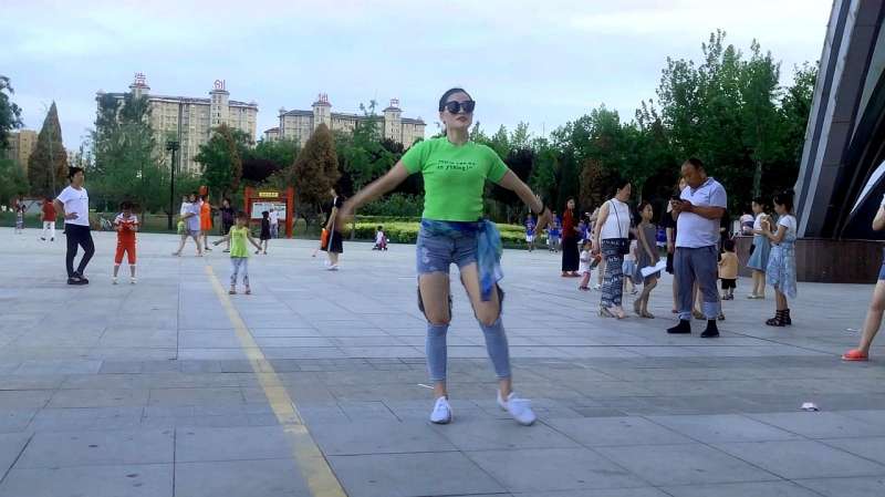 抒情大气广场舞红枣树