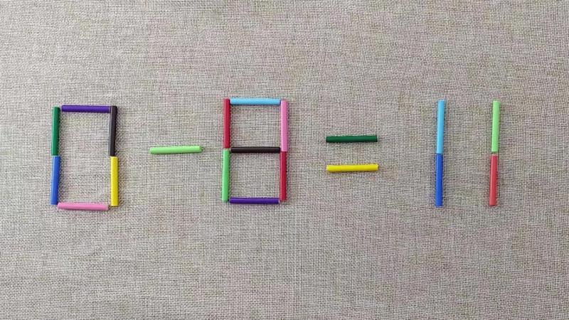 小木棒玩出的新花样 试着移动1根木棒解开等式