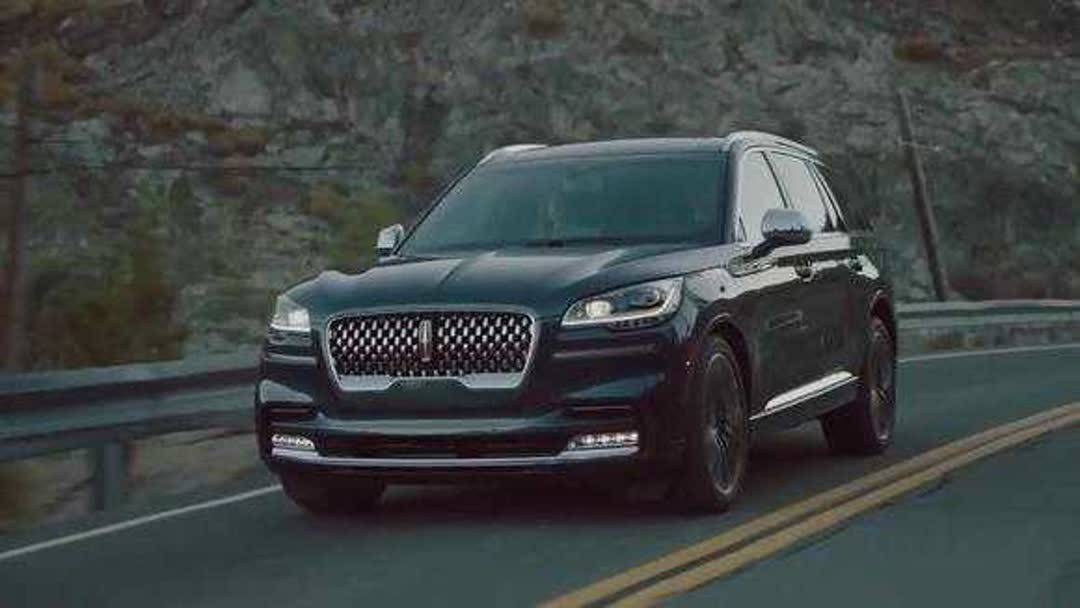 2020款林肯飞行家豪华SUV,这外观和内饰比奥迪Q7如何?