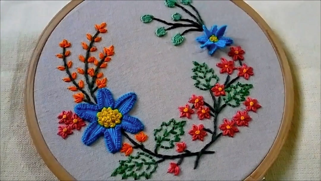 手工刺绣教程,带你学习如何刺绣简单的花卉图案!