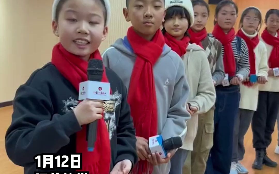 小朋友模拟主持训练各个惊艳,播音腔十足,网友:新华社那位可以直接去...