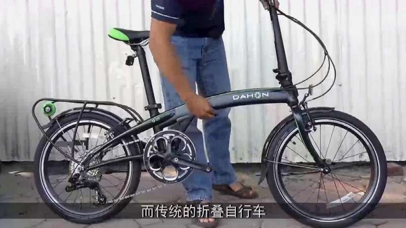 超级方便的电动自行车,甚至可以折叠起来放到包里,太时髦了