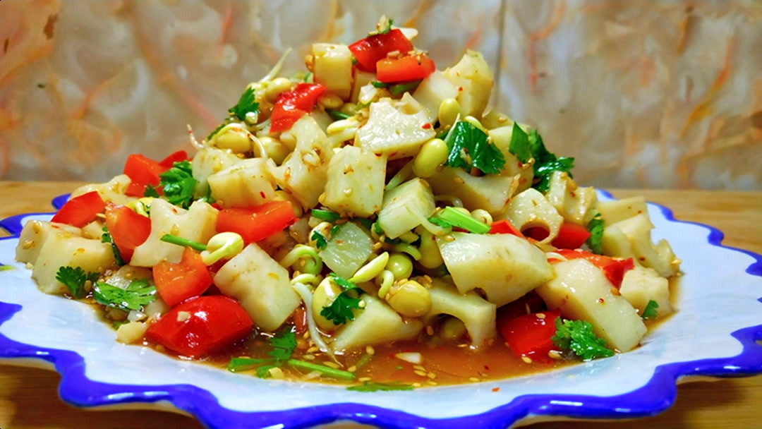 喜欢吃莲藕的一定要收藏,做法简单家常,香辣开胃,下酒又下饭