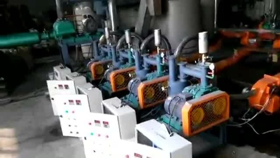 煤气燃烧现场既煤气加压机的使用视频