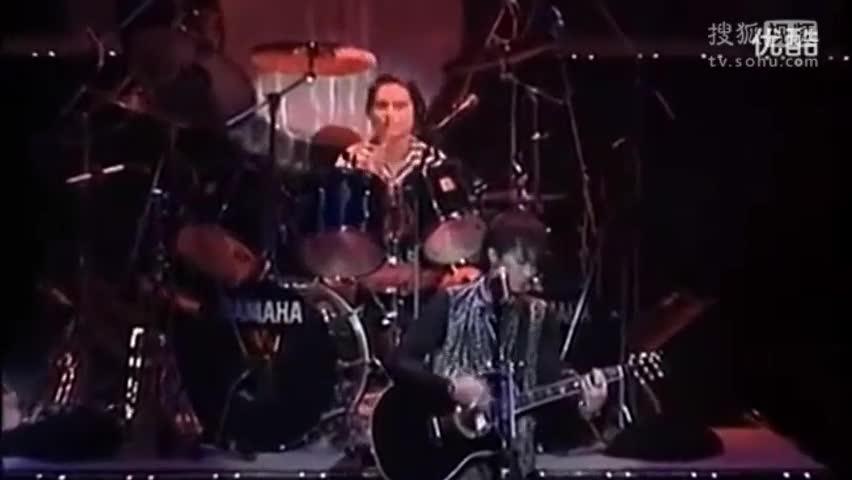 《灰灰色轨迹》黄家驹 Beyond 演唱会现场版色轨迹》黄家驹 Beyond ...