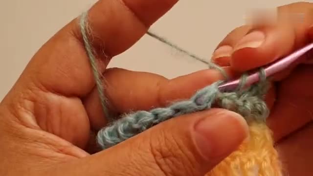 钩针编织漂亮的冬季围巾,简单好织,适合新手菜鸟