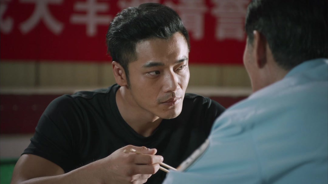 《天下无诈》老辛主动为涂门提供线索 这个问题非常关键