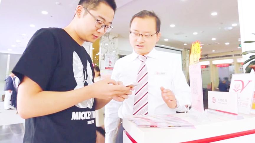 银行打电话让信用卡分期,做还是不做