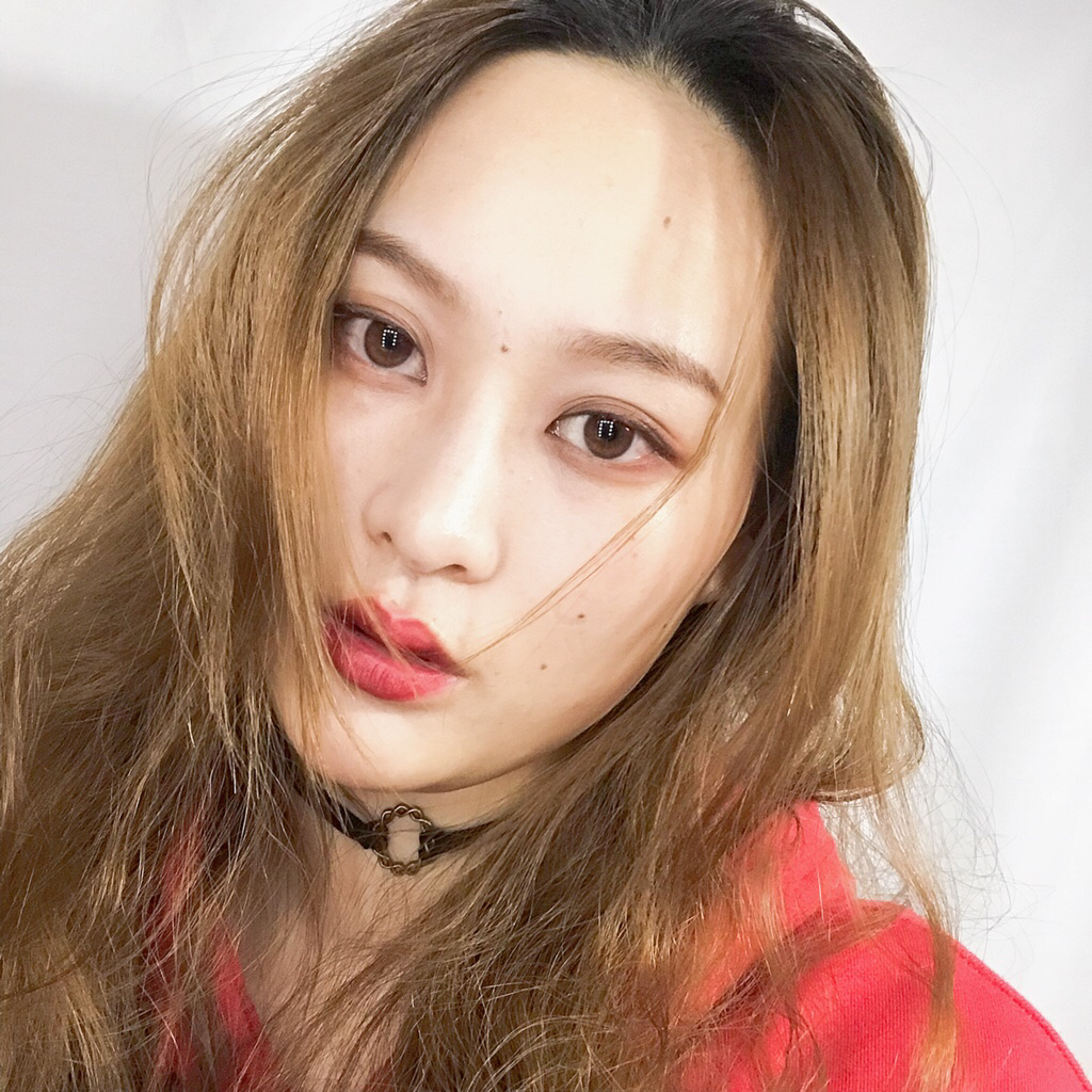 手抖少女吴之之 