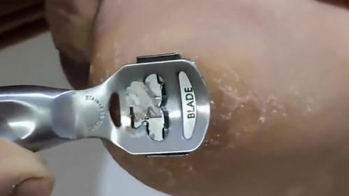 姐姐买回来的修脚神器,不用去美容店打理,自己在家就可以解决了