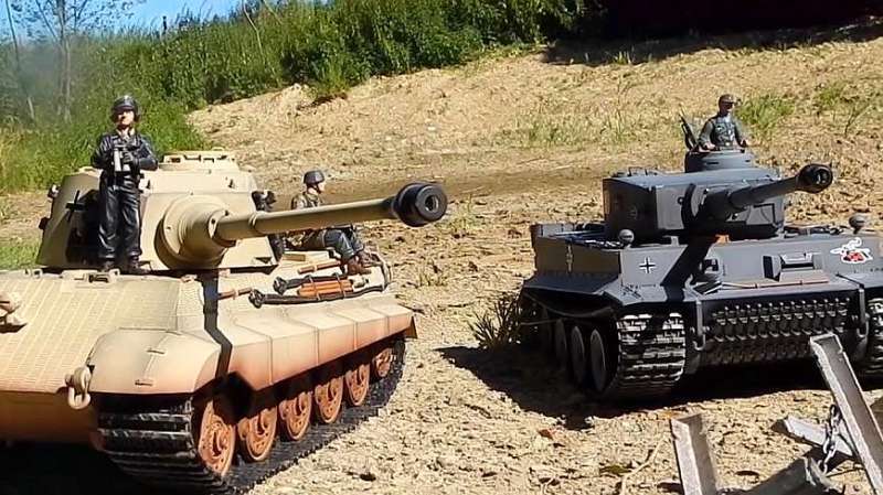 虎式坦克当年战场上叱咤风云不是没原因的,今天看着模型都震撼!