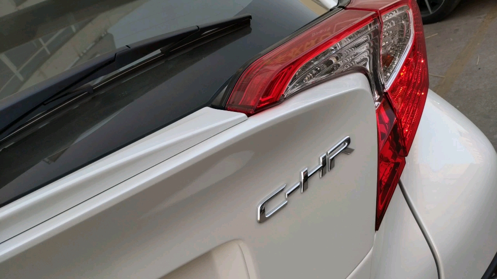 广汽丰田-丰田C-HR 行车辅助款 原车风格专车专用隐藏式行车记录仪 ...