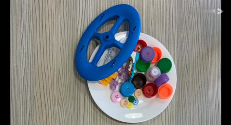 小学一年级下-综合实践-变废为宝-巧手做风铃.wmv