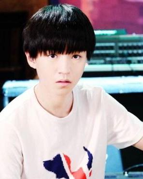 王俊凯生日微博被转发3.5亿次,这意味着什么?