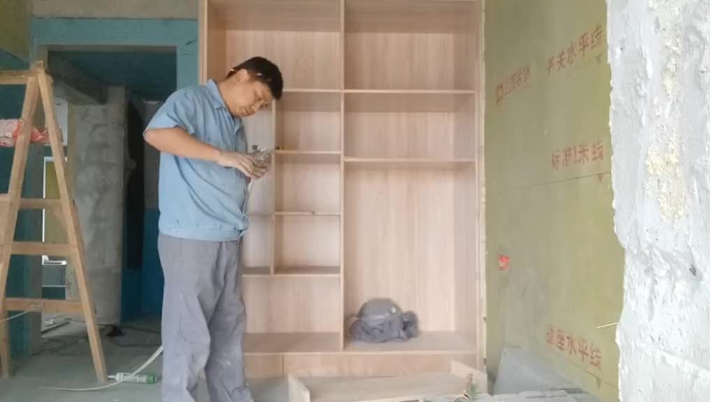 燕尾榫工艺制作的无钉眼衣柜边,原来是这样处理的!